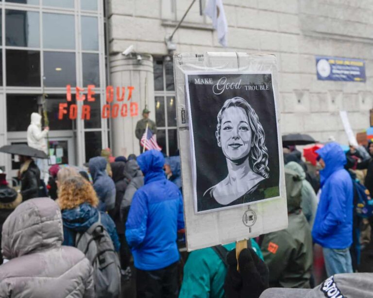 Protests Erupt Across US Following ICE Killing of Renee Good ...